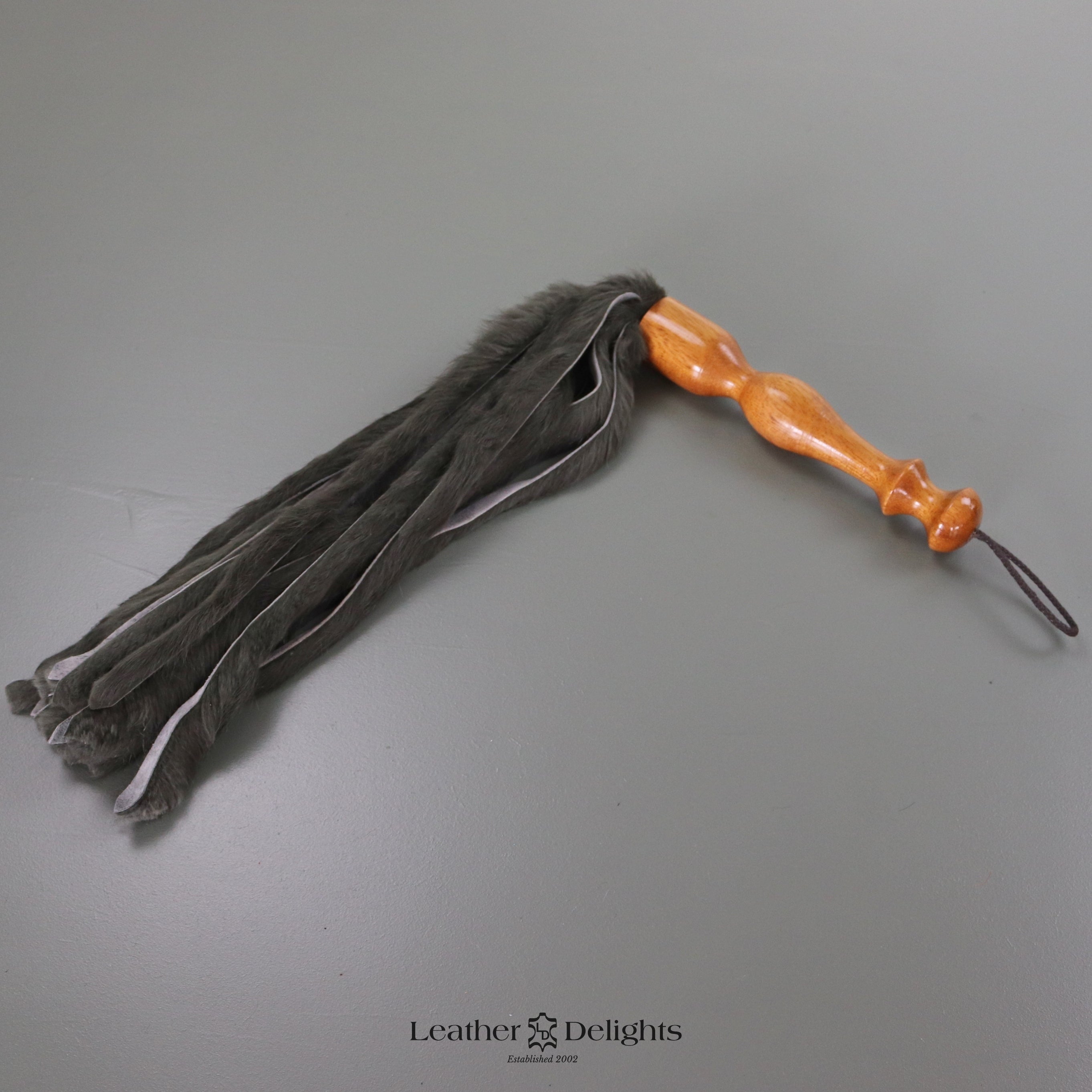 Forrest Green Rabbit Fur Flogger – Leather Delights