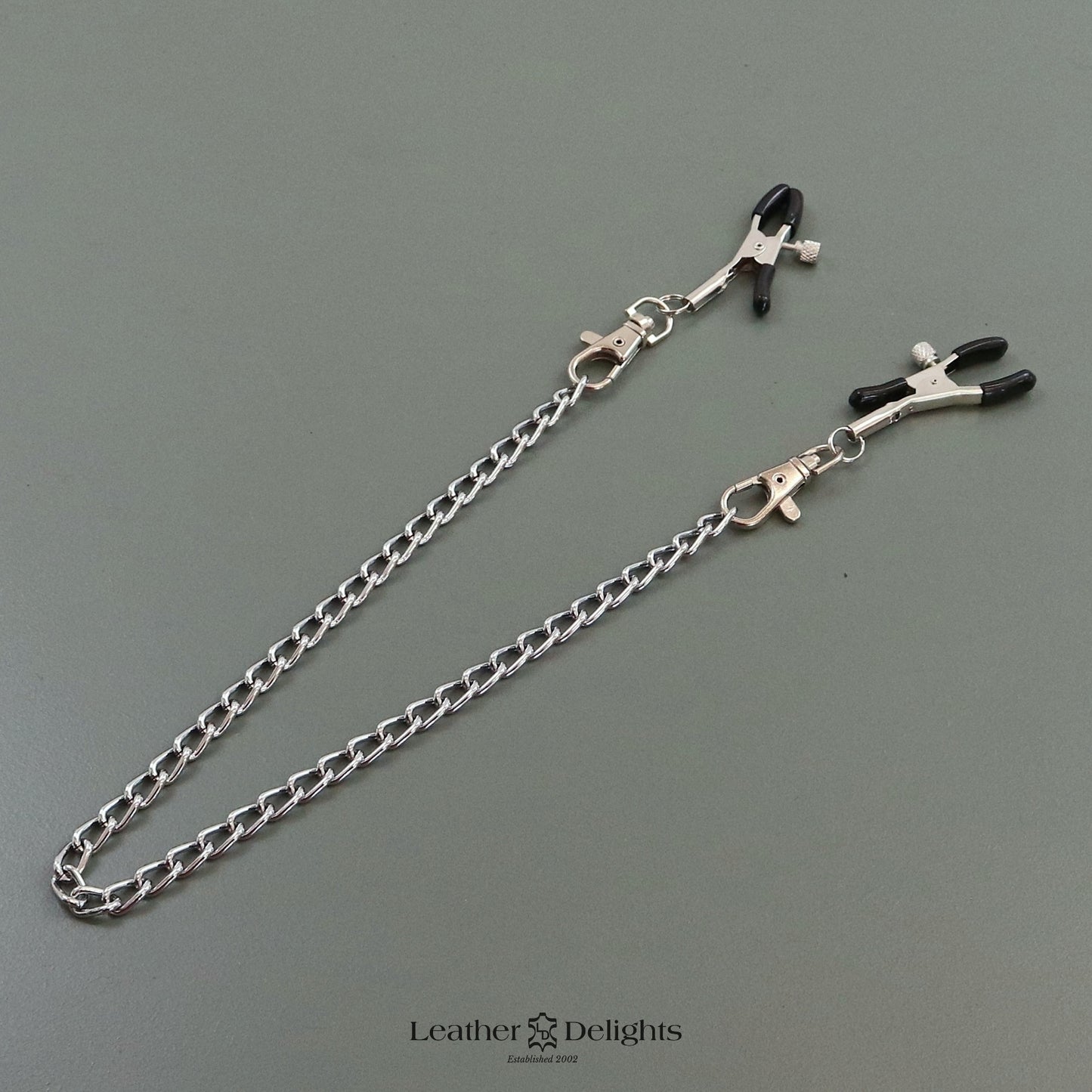 Adjustable Clamps with Chain – Leather Delights