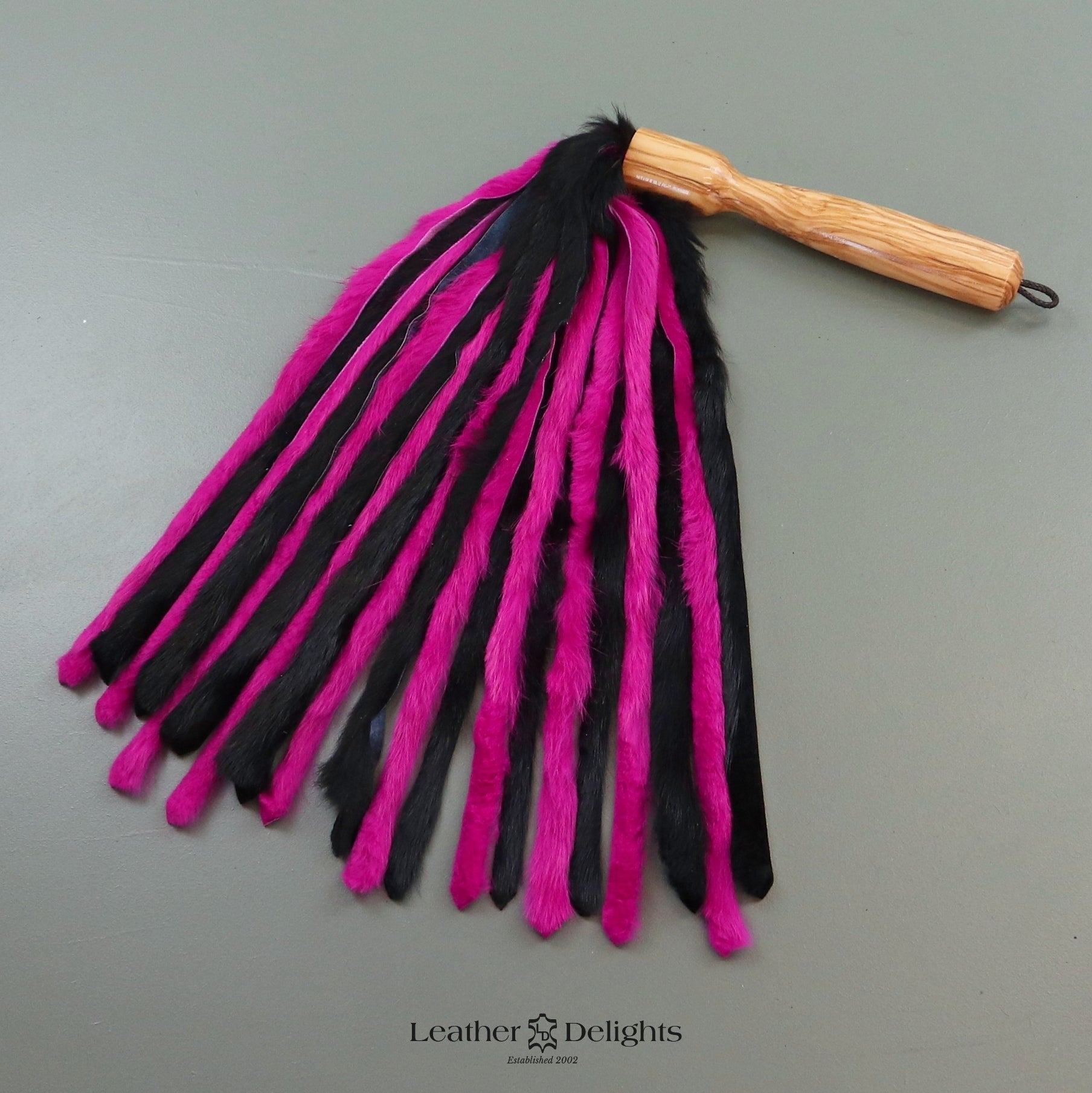 Black & Bright Pink Rabbit Fur Flogger – Leather Delights