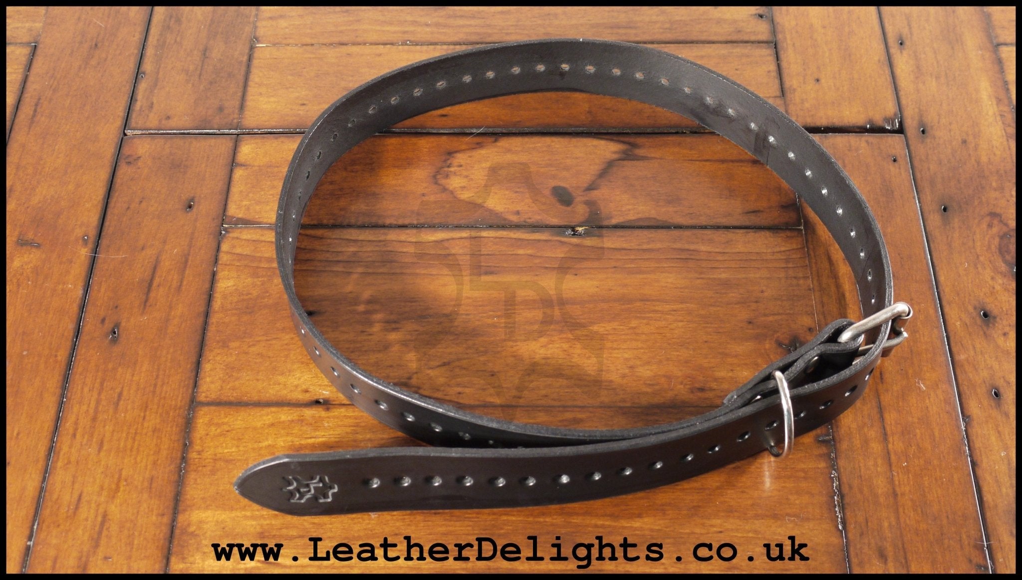 Belts & Straps – Leather Delights