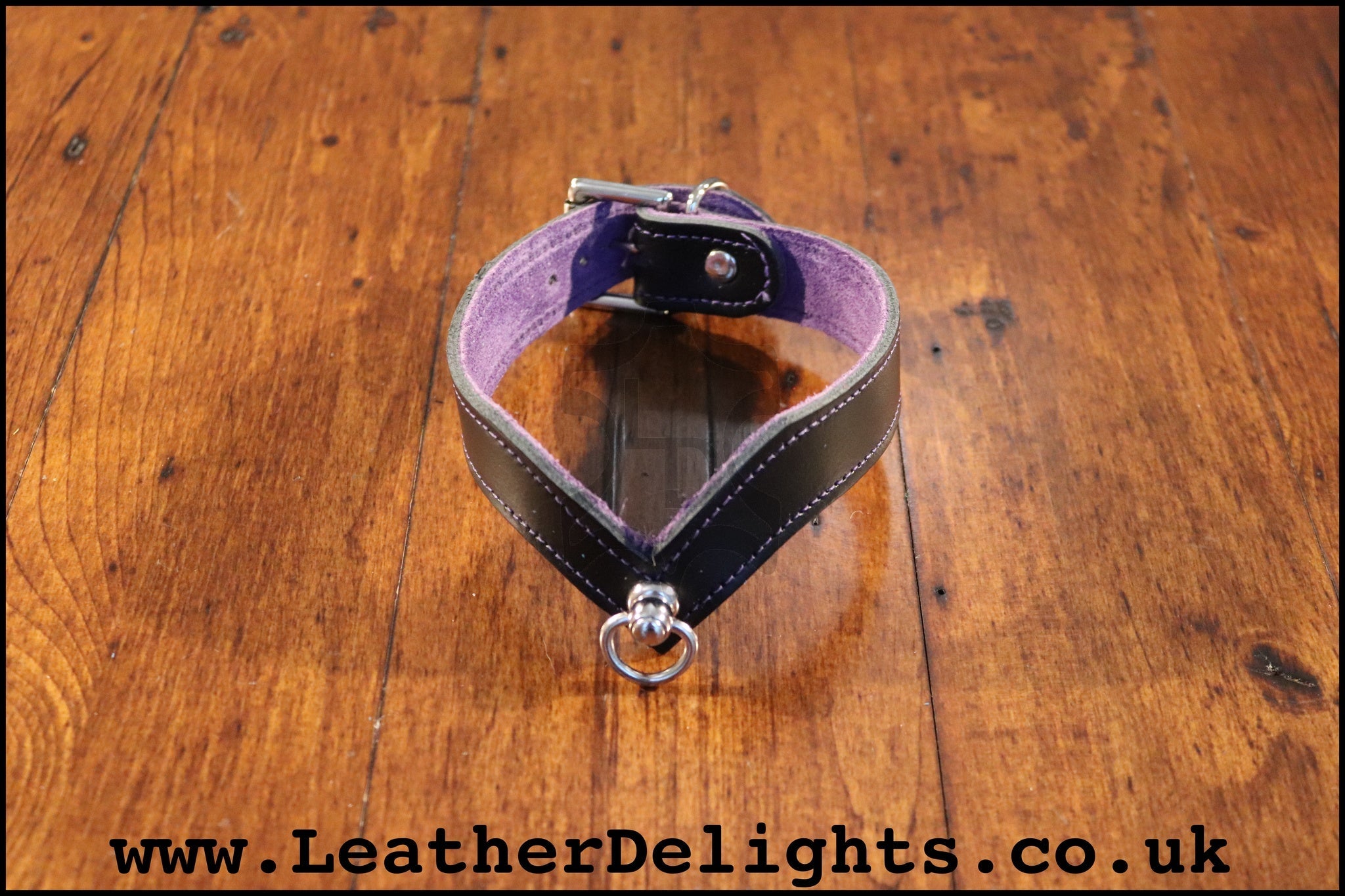 Collars & Leads – Leather Delights